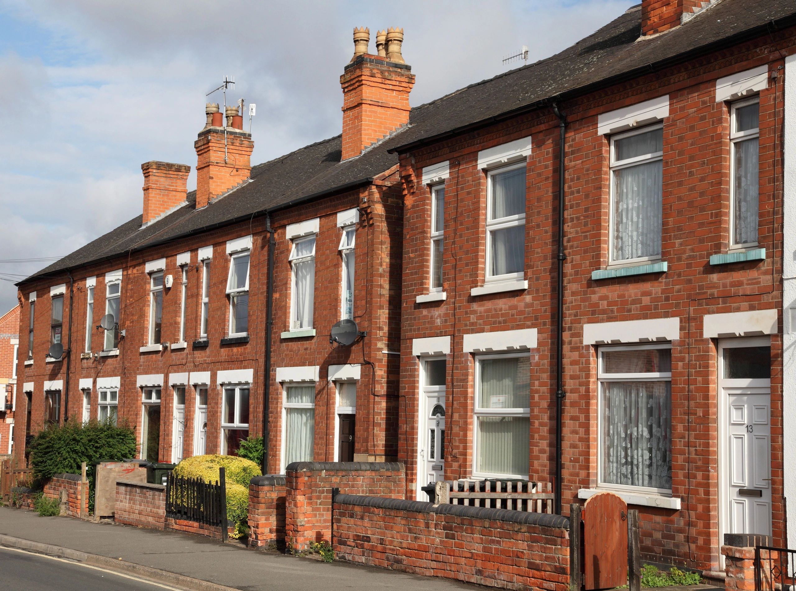 About Us | Bricks 4 Cash